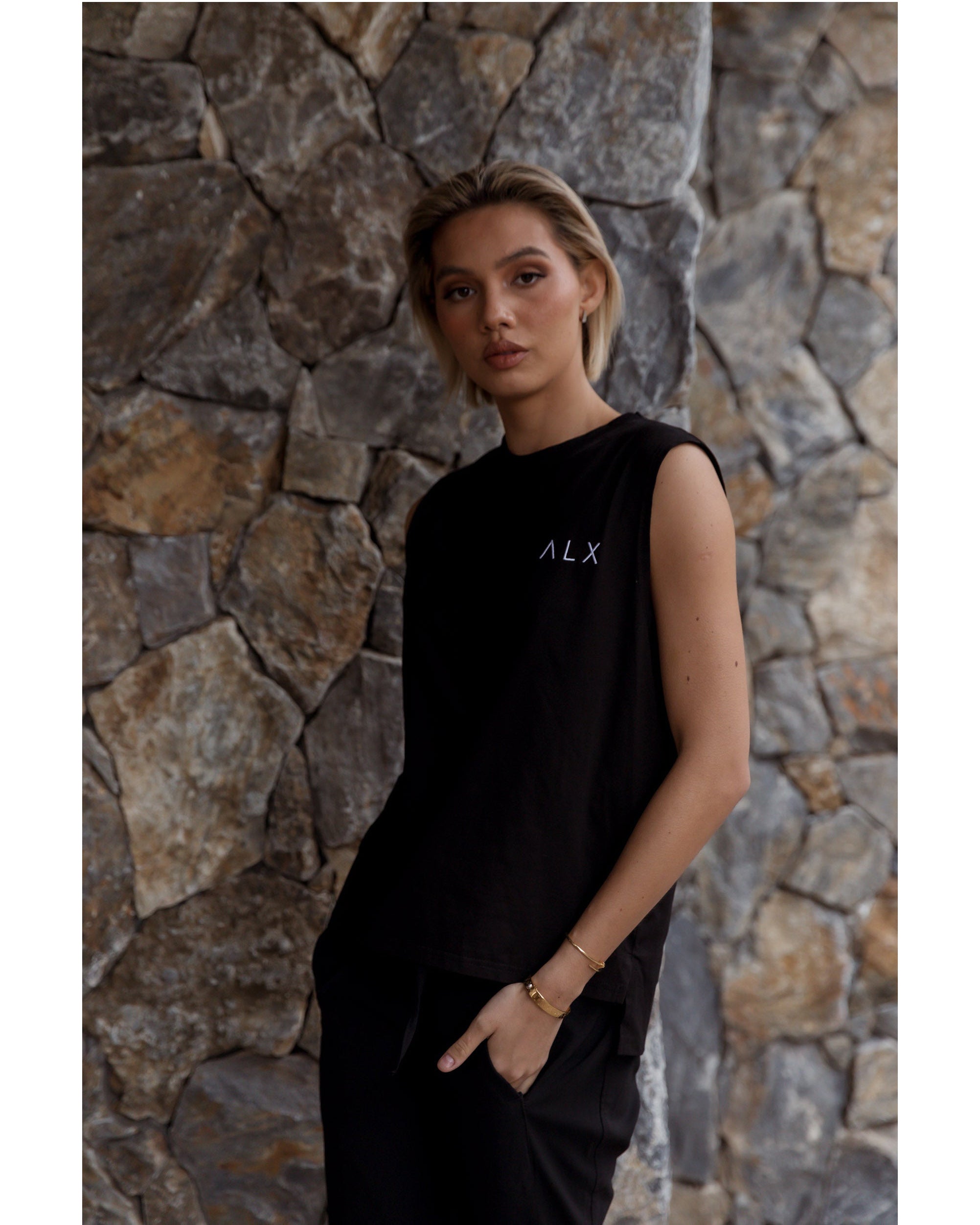 Alexandra ALX Tank - Black – Fearless Wanaka